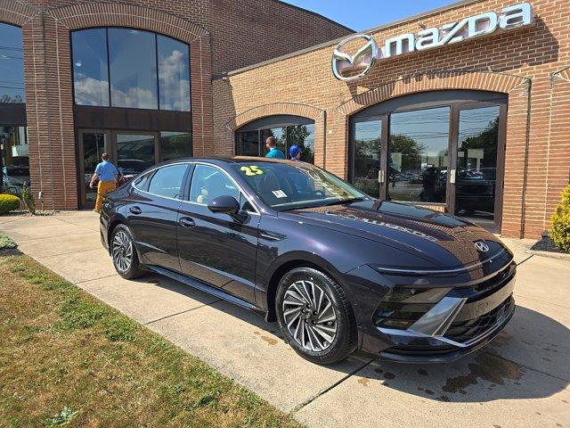2025 Hyundai SONATA Hybrid Limited Blue Limited FWD. A Hyundai SONATA Hybrid at Blaise Alexander Hyundai of State College State College PA